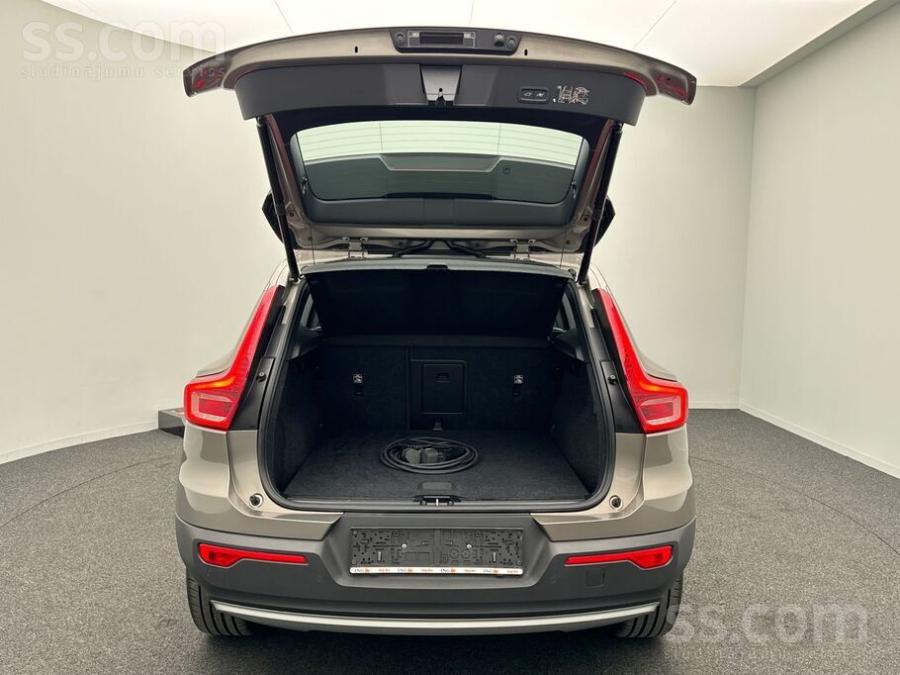 Volvo XC40 2021 Rīga, ar dzinēja tilpumu 1.50 L un nobraukumu 185 tūkst. km par 19200 €, foto 8 vietnē AUTOMOTO.COM.LV