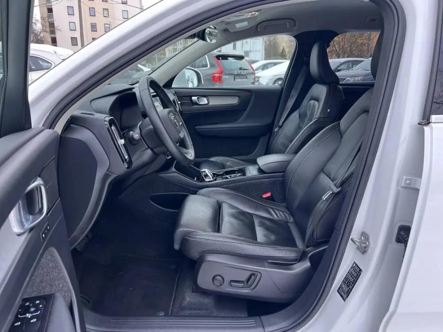 Вольво XC40 2021 в Рига, объемом двигателя 2.00 л и пробегом 105 тыс. км за 23550 €, фото 10 на AUTOMOTO.COM.LV