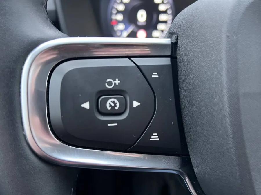 Вольво XC40 2021 в Рига, объемом двигателя 2.00 л и пробегом 105 тыс. км за 23550 €, фото 27 на AUTOMOTO.COM.LV