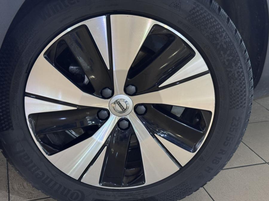 Volvo XC40 2021 Viļņa, ar dzinēja tilpumu 1.50 L un nobraukumu 150 tūkst. km par 19500 €, foto 5 vietnē AUTOMOTO.COM.LV