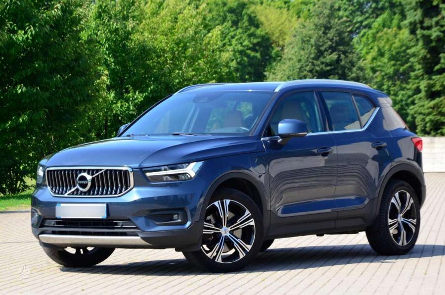 Volvo XC40 2021 in Vilnius, with an engine capacity of 1.48 L and mileage of 182 thousand km for 20000 €, photo 8 on AUTOMOTO.COM.LV