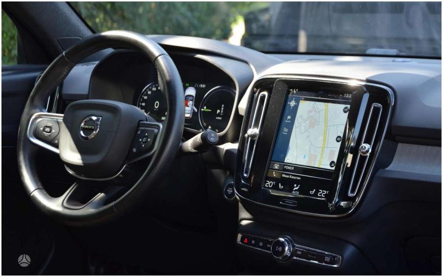 Volvo XC40 2021 in Vilnius, with an engine capacity of 1.48 L and mileage of 182 thousand km for 20000 €, photo 17 on AUTOMOTO.COM.LV