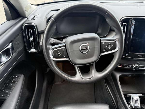 Volvo XC40 2021 in Kaunas, with an engine capacity of 2.00 L and mileage of 187 thousand km for 19444 €, photo 11 on AUTOMOTO.COM.LV