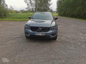 Volvo XC40 2022 in Plunge, with an engine capacity of 2.00 L and mileage of 35 thousand km for 25900 €, photo 2 on AUTOMOTO.COM.LV
