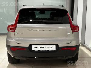 Volvo XC40 2023 Rīga, ar dzinēja tilpumu 0.00 L un nobraukumu 12 tūkst. km par 37990 €, foto 4 vietnē AUTOMOTO.COM.LV