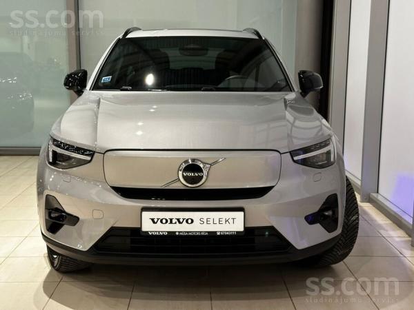 Volvo XC40 2023 Rīga, ar dzinēja tilpumu 2.00 L un nobraukumu 12 tūkst. km par 37990 €, foto 2 vietnē AUTOMOTO.COM.LV