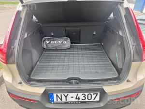 Volvo XC40 2024 in Riga, with an engine capacity of 2.00 L and mileage of 19 thousand km for 40000 €, photo 10 on AUTOMOTO.COM.LV
