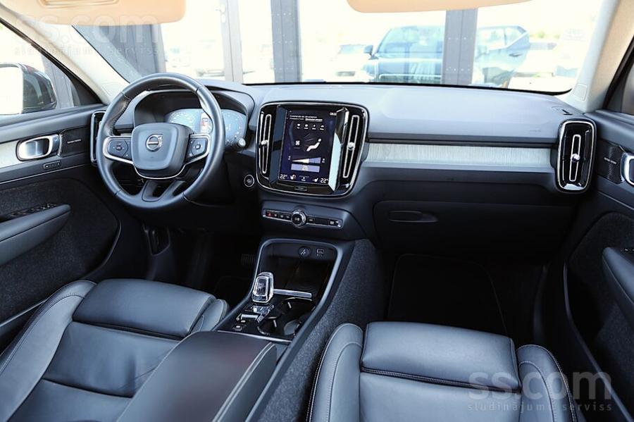 Zaļš Volvo XC40 2018 Tukums, ar dzinēja tilpumu 2.00 L un nobraukumu 163 tūkst. km par 21390 €, foto 9 vietnē AUTOMOTO.COM.LV