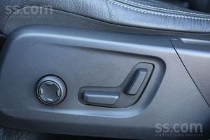 Zaļš Volvo XC40 2018 Tukums, ar dzinēja tilpumu 2.00 L un nobraukumu 163 tūkst. km par 21390 €, foto 11 vietnē AUTOMOTO.COM.LV