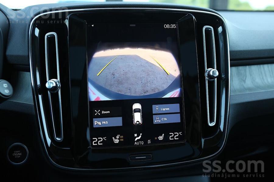 Zaļš Volvo XC40 2018 Tukums, ar dzinēja tilpumu 2.00 L un nobraukumu 163 tūkst. km par 21390 €, foto 18 vietnē AUTOMOTO.COM.LV