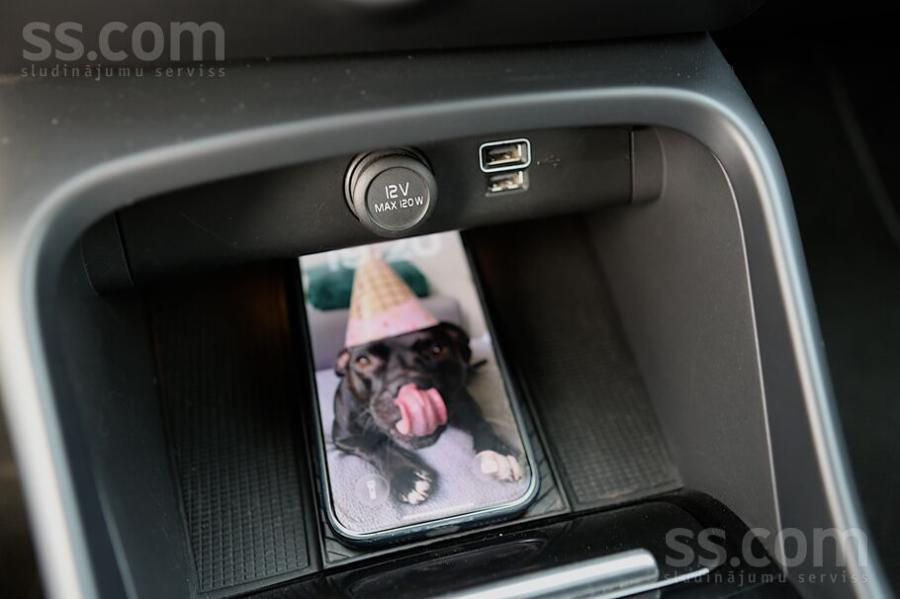 Zaļš Volvo XC40 2018 Tukums, ar dzinēja tilpumu 2.00 L un nobraukumu 163 tūkst. km par 21390 €, foto 25 vietnē AUTOMOTO.COM.LV