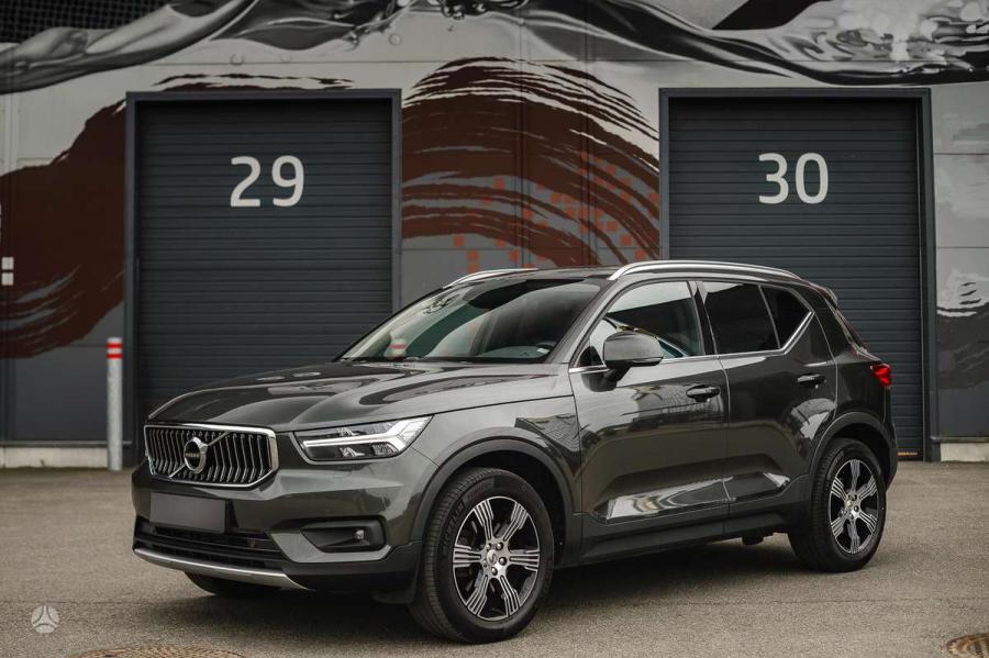 Зеленый Вольво XC40 2018 в Каунас, объемом двигателя 1.97 л и пробегом 171 тыс. км за 18850 €, фото 3 на AUTOMOTO.COM.LV