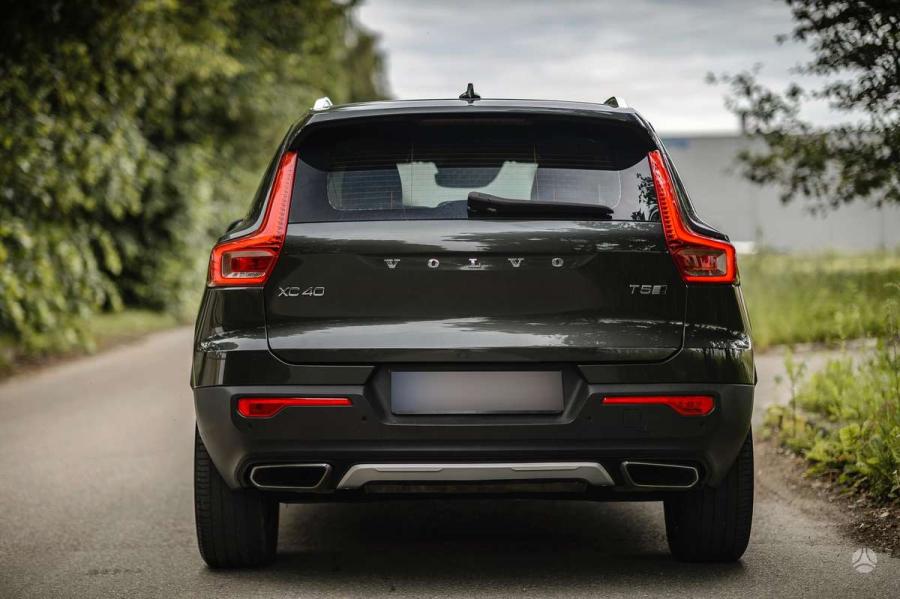 Зеленый Вольво XC40 2018 в Каунас, объемом двигателя 1.97 л и пробегом 171 тыс. км за 18850 €, фото 13 на AUTOMOTO.COM.LV