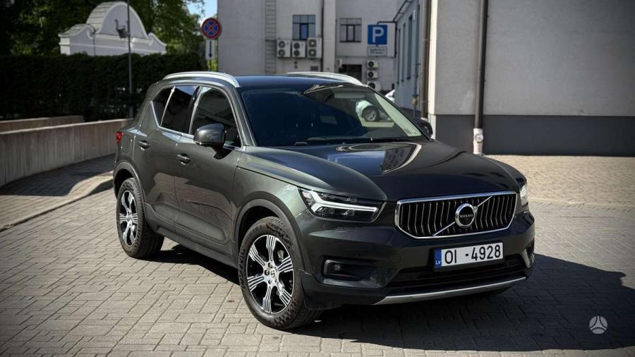 Зеленый Вольво XC40 2019 в Елгава, объемом двигателя 0.00 л и пробегом 220 тыс. км за 19900 €, фото 4 на AUTOMOTO.COM.LV