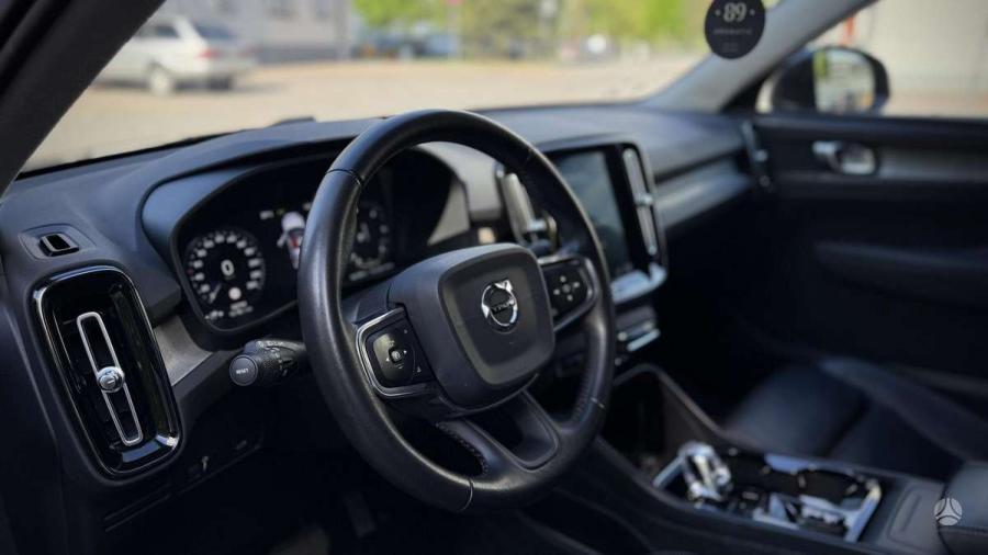 Зеленый Вольво XC40 2019 в Елгава, объемом двигателя 0.00 л и пробегом 220 тыс. км за 19900 €, фото 16 на AUTOMOTO.COM.LV