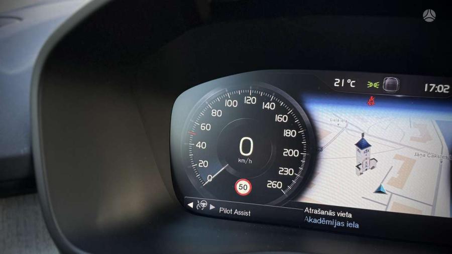 Зеленый Вольво XC40 2019 в Елгава, объемом двигателя 0.00 л и пробегом 220 тыс. км за 19900 €, фото 24 на AUTOMOTO.COM.LV
