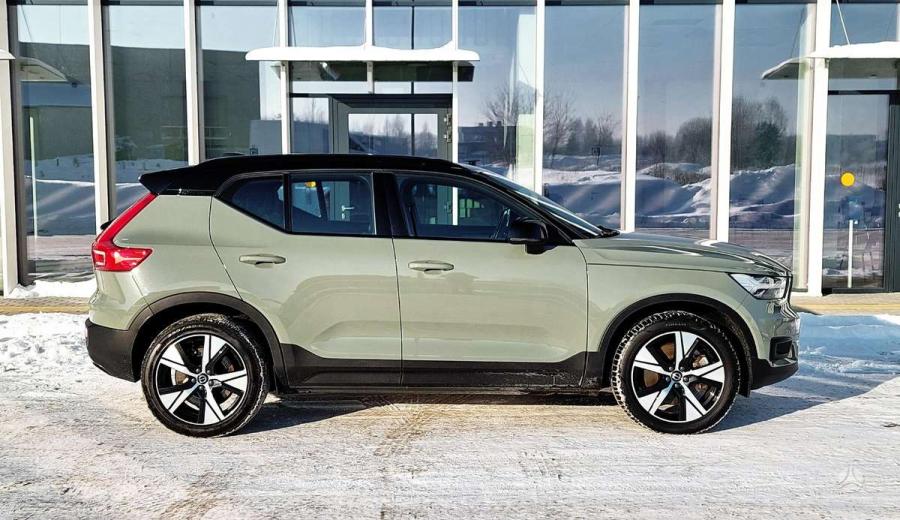 Zaļš Volvo XC40 2020 Viļņa, ar dzinēja tilpumu 0.00 L un nobraukumu 170 tūkst. km par 20990 €, foto 7 vietnē AUTOMOTO.COM.LV