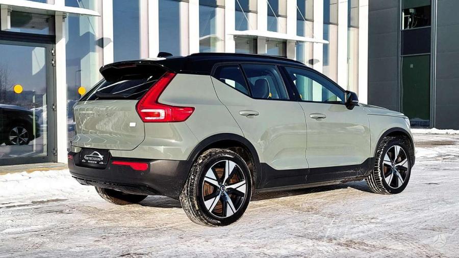 Zaļš Volvo XC40 2020 Viļņa, ar dzinēja tilpumu 0.00 L un nobraukumu 170 tūkst. km par 20990 €, foto 13 vietnē AUTOMOTO.COM.LV