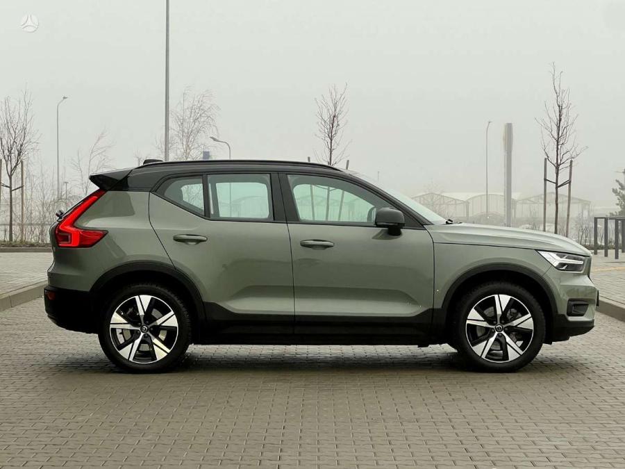 Green Volvo XC40 2021 in Vilnius, with an engine capacity of 0.00 L and mileage of 197 thousand km for 20750 €, photo 6 on AUTOMOTO.COM.LV