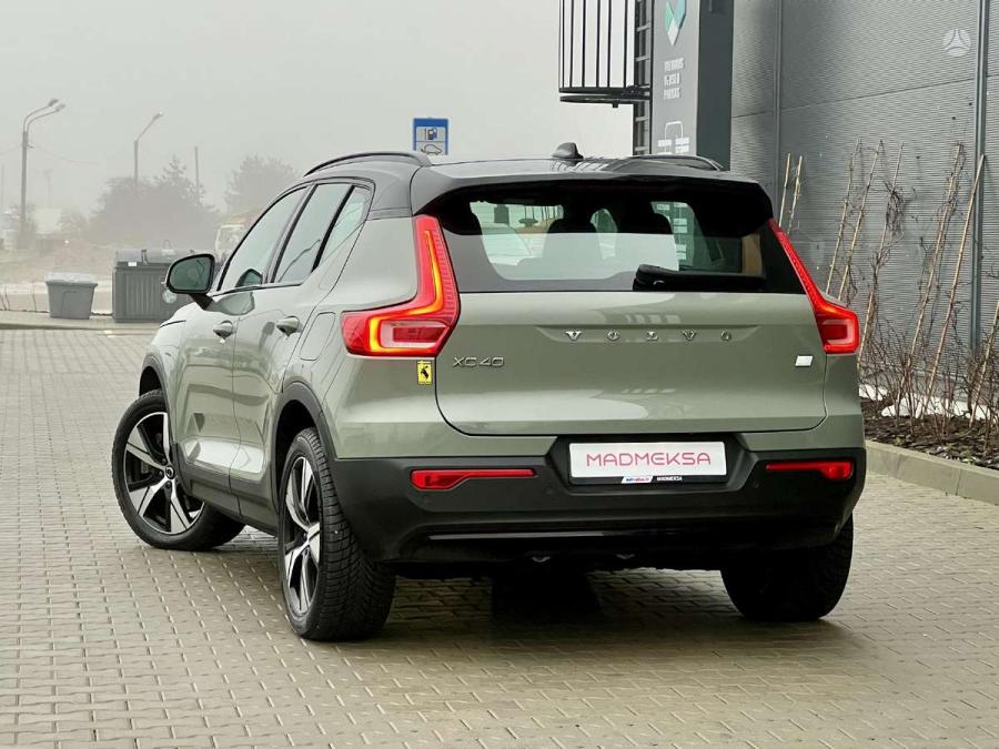 Green Volvo XC40 2021 in Vilnius, with an engine capacity of 0.00 L and mileage of 197 thousand km for 20750 €, photo 18 on AUTOMOTO.COM.LV