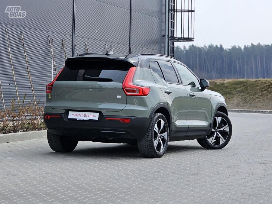 Zaļš Volvo XC40 2021 Viļņa, ar dzinēja tilpumu 0.00 L un nobraukumu 198 tūkst. km par 20500 €, foto 9 vietnē AUTOMOTO.COM.LV