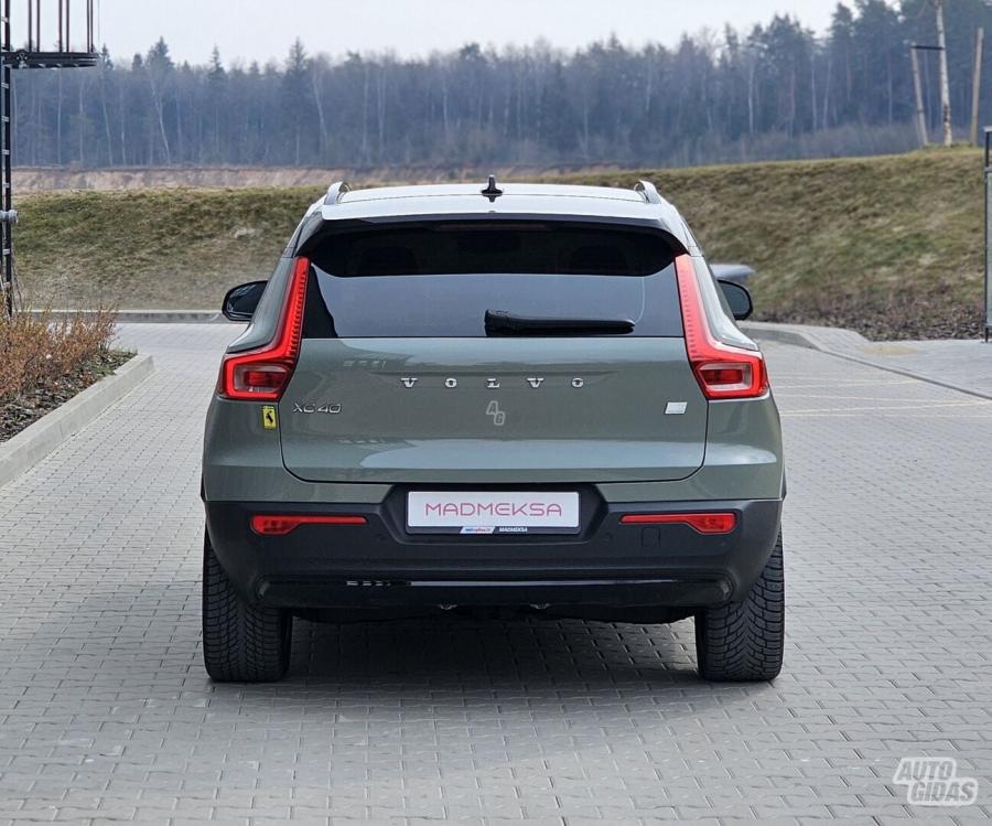 Zaļš Volvo XC40 2021 Viļņa, ar dzinēja tilpumu 0.00 L un nobraukumu 198 tūkst. km par 20500 €, foto 10 vietnē AUTOMOTO.COM.LV