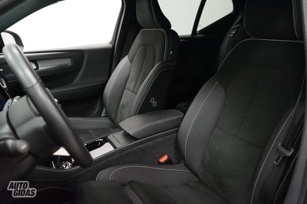 Zaļš Volvo XC40 2022 Kauņa, ar dzinēja tilpumu 0.00 L un nobraukumu 77 tūkst. km par 36186 €, foto 7 vietnē AUTOMOTO.COM.LV