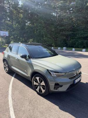 Зеленый Вольво XC40 2022 в Мажейкяй, объемом двигателя 0.00 л и пробегом 62 тыс. км за 28500 €, фото 4 на AUTOMOTO.COM.LV