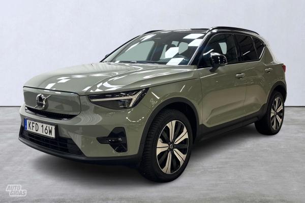 Green Volvo XC40 2023 in Kaunas, with an engine capacity of 0.00 L and mileage of 19 thousand km for 37169 €, photo 1 on AUTOMOTO.COM.LV