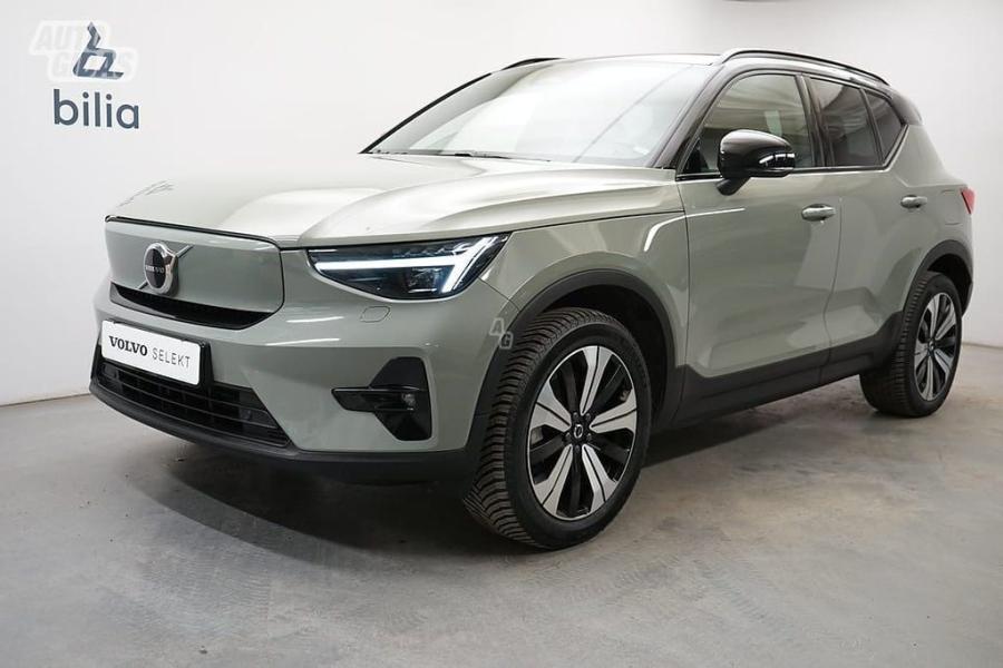 Green Volvo XC40 2023 in Kaunas, with an engine capacity of 0.00 L and mileage of 38 thousand km for 37667 €, photo 1 on AUTOMOTO.COM.LV