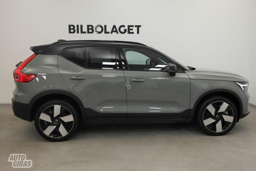 Zaļš Volvo XC40 2023 Kauņa, ar dzinēja tilpumu 0.00 L un nobraukumu 43 tūkst. km par 35206 €, foto 4 vietnē AUTOMOTO.COM.LV