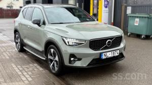 Zaļš Volvo XC40 2023 Liepāja, ar dzinēja tilpumu 2.00 L un nobraukumu 67 tūkst. km par 31000 €, foto 3 vietnē AUTOMOTO.COM.LV