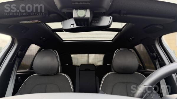 Zaļš Volvo XC40 2023 Liepāja, ar dzinēja tilpumu 2.00 L un nobraukumu 67 tūkst. km par 31000 €, foto 8 vietnē AUTOMOTO.COM.LV