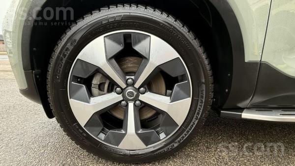Zaļš Volvo XC40 2023 Liepāja, ar dzinēja tilpumu 2.00 L un nobraukumu 67 tūkst. km par 31000 €, foto 11 vietnē AUTOMOTO.COM.LV