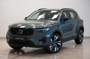 Зеленый Вольво XC40 2026 в Вильнюс, объемом двигателя 1.97 л и пробегом 10 тыс. км за 40900 €, фото  на AUTOMOTO.COM.LV