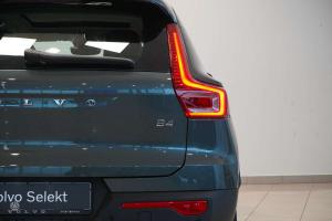 Зеленый Вольво XC40 2026 в Вильнюс, объемом двигателя 1.97 л и пробегом 10 тыс. км за 40900 €, фото 8 на AUTOMOTO.COM.LV