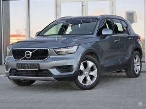 Grey Volvo XC40 2018 in Vilnius, with an engine capacity of 1.97 L and mileage of 222 thousand km for 19600 €, photo 3 on AUTOMOTO.COM.LV
