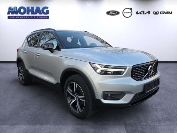 Pelēks Volvo XC40 2018 Kauņa, ar dzinēja tilpumu 1.50 L un nobraukumu 47 tūkst. km par 25160 €, foto 2 vietnē AUTOMOTO.COM.LV