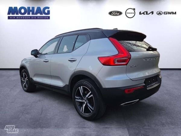 Pelēks Volvo XC40 2018 Kauņa, ar dzinēja tilpumu 1.50 L un nobraukumu 47 tūkst. km par 25160 €, foto 4 vietnē AUTOMOTO.COM.LV