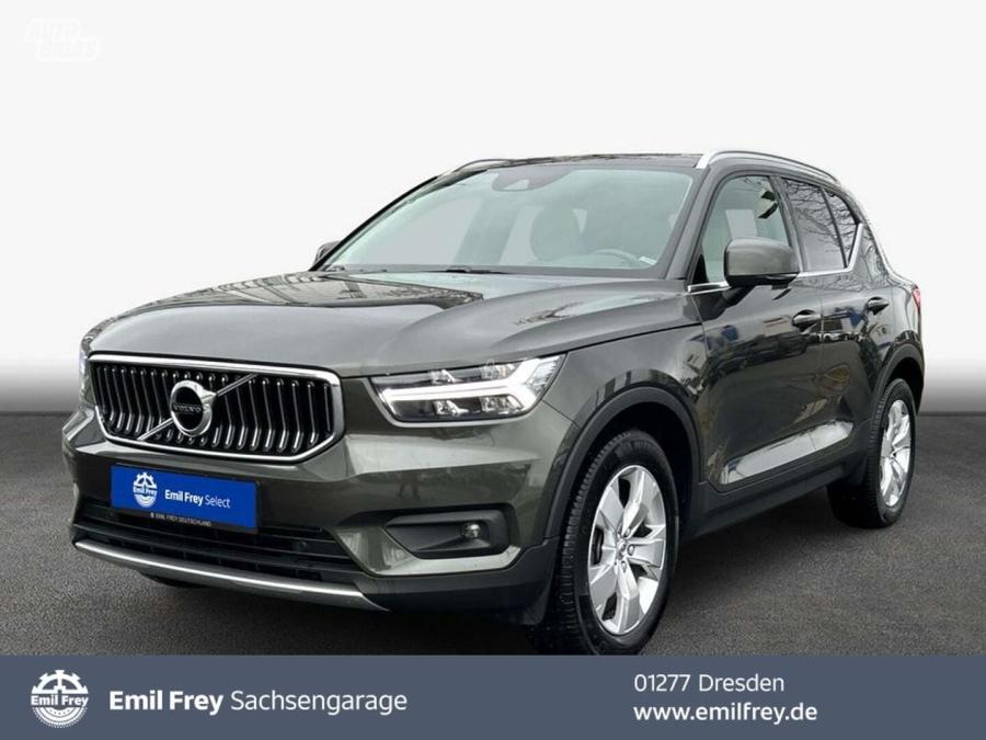 Grey Volvo XC40 2018 in Kaunas, with an engine capacity of 2.00 L and mileage of 39 thousand km for 31660 €, photo 1 on AUTOMOTO.COM.LV