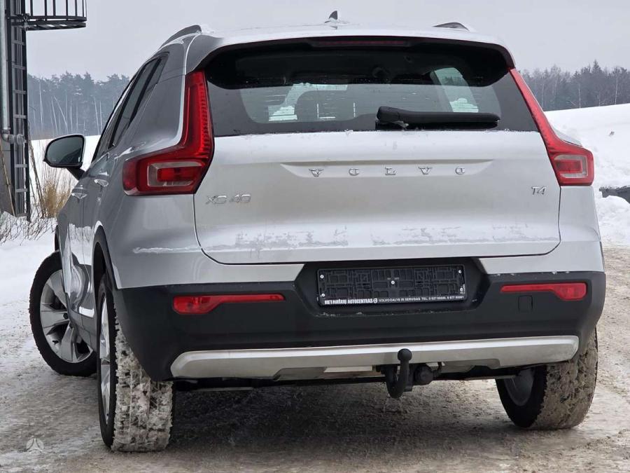 Серый Вольво XC40 2018 в Вильнюс, объемом двигателя 1.97 л и пробегом 210 тыс. км за 18750 €, фото 6 на AUTOMOTO.COM.LV