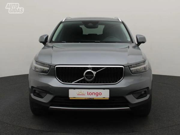 Pelēks Volvo XC40 2018 Viļņa, ar dzinēja tilpumu 2.00 L un nobraukumu 206 tūkst. km par 19599 €, foto 3 vietnē AUTOMOTO.COM.LV