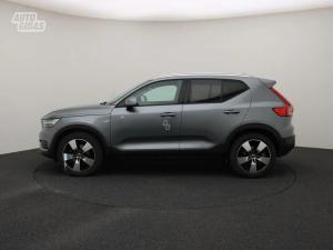 Grey Volvo XC40 2018 in Vilnius, with an engine capacity of 2.00 L and mileage of 206 thousand km for 19599 €, photo 7 on AUTOMOTO.COM.LV