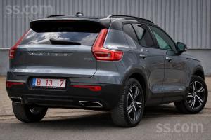 Grey Volvo XC40 2018 in Tukums, with an engine capacity of 2.00 L and mileage of 227 thousand km for 16900 €, photo 5 on AUTOMOTO.COM.LV
