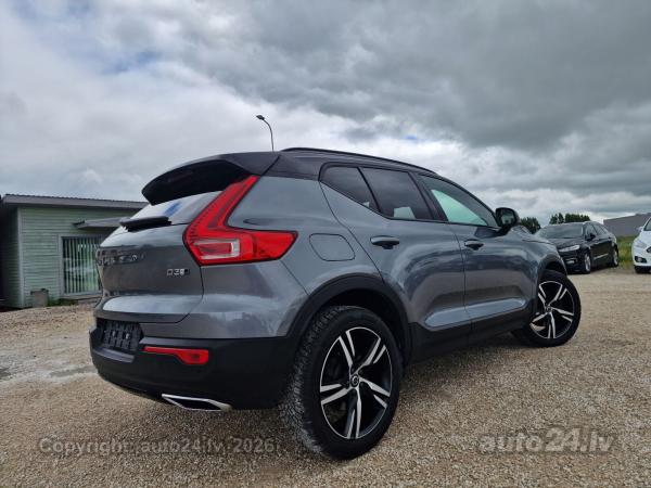 Grey Volvo XC40 2018 in Tartu, with an engine capacity of 2.00 L and mileage of 170 thousand km for 18890 €, photo 6 on AUTOMOTO.COM.LV