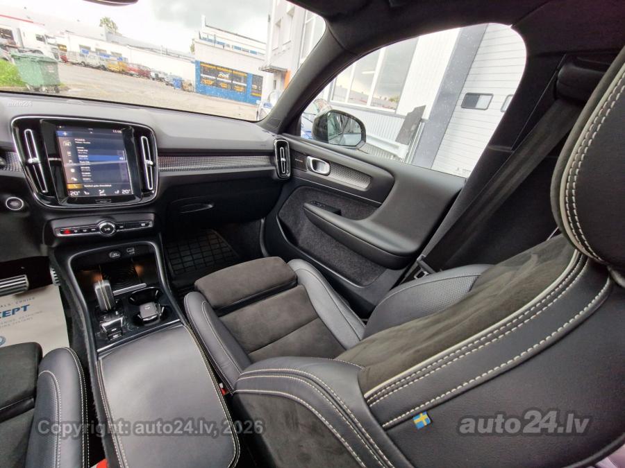 Pelēks Volvo XC40 2018 Tartu, ar dzinēja tilpumu 2.00 L un nobraukumu 170 tūkst. km par 18890 €, foto 22 vietnē AUTOMOTO.COM.LV