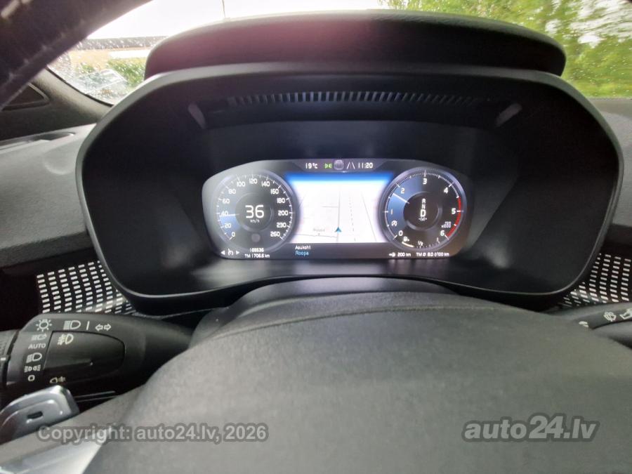 Pelēks Volvo XC40 2018 Tartu, ar dzinēja tilpumu 2.00 L un nobraukumu 170 tūkst. km par 18890 €, foto 23 vietnē AUTOMOTO.COM.LV