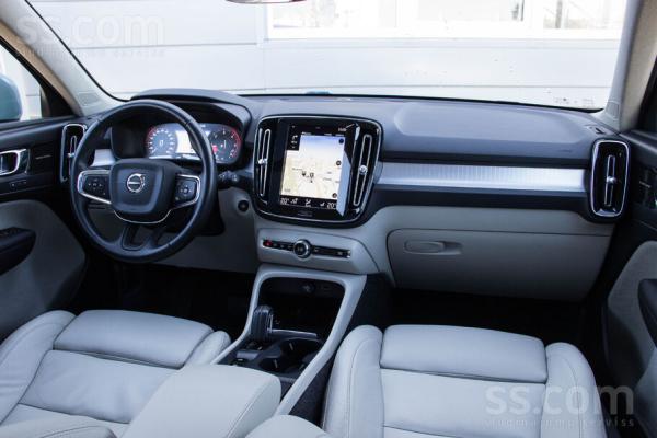 Grey Volvo XC40 2018 in Tukums, with an engine capacity of 2.00 L and mileage of 217 thousand km for 18990 €, photo 9 on AUTOMOTO.COM.LV