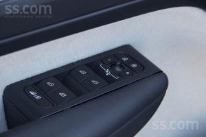 Серый Вольво XC40 2018 в Тукумс, объемом двигателя 2.00 л и пробегом 217 тыс. км за 18990 €, фото 32 на AUTOMOTO.COM.LV