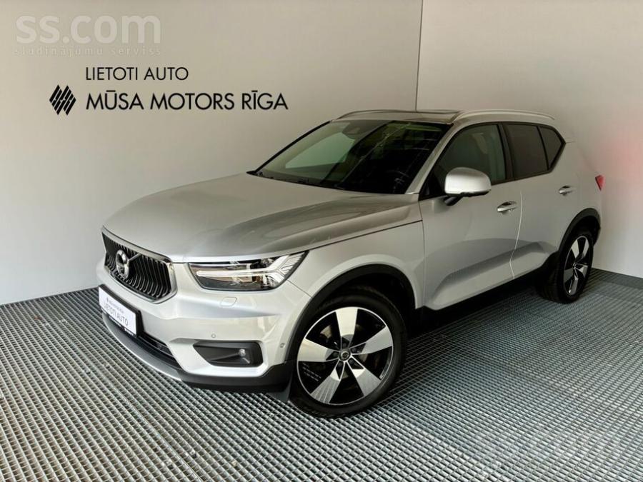 Grey Volvo XC40 2018 in Riga, with an engine capacity of 2.00 L and mileage of 158 thousand km for 22900 €, photo 1 on AUTOMOTO.COM.LV
